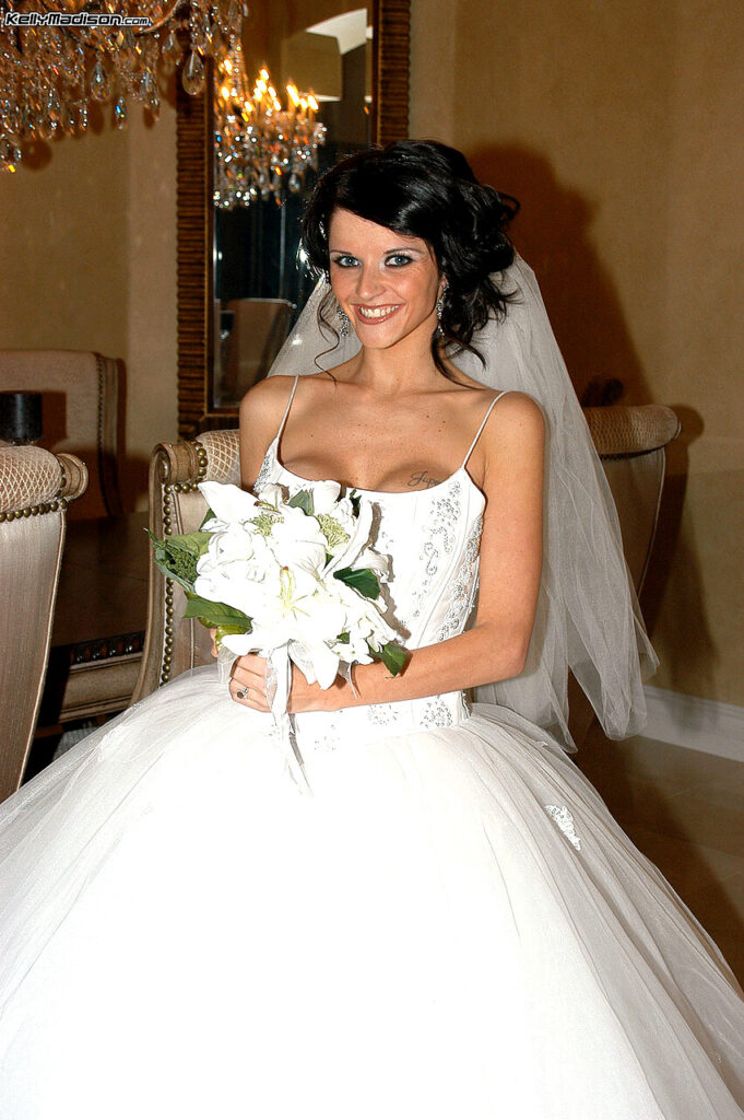 Joslyn James Bio, Age, Career, Net Worth, Height, Education,