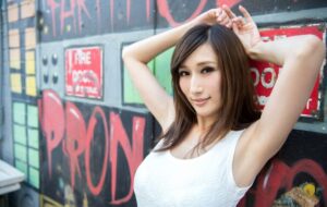 julia boin Bio, Age, Career, Net Worth, Height, Education, Boyfriend
