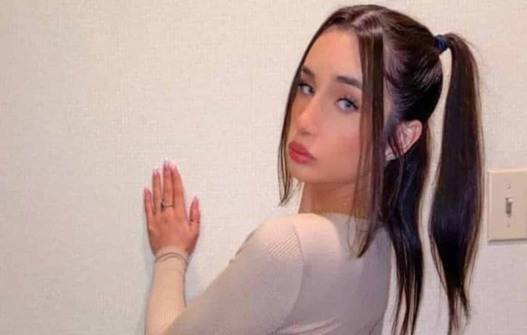 Mackenzie Jones Bio, Age, Career, Net Worth, Height, Education,