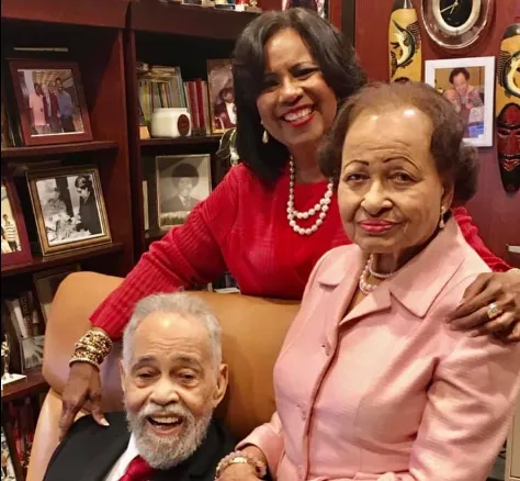 Melanie Lawson Age, Height, Weight, Career, Net Worth And More - HUNK WHIZ