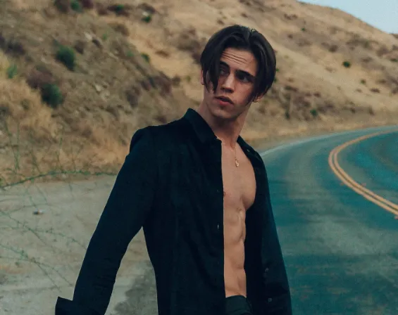 Tanner Buchanan Age, Height, Weight, Career, Net Worth And More - HUNK WHIZ