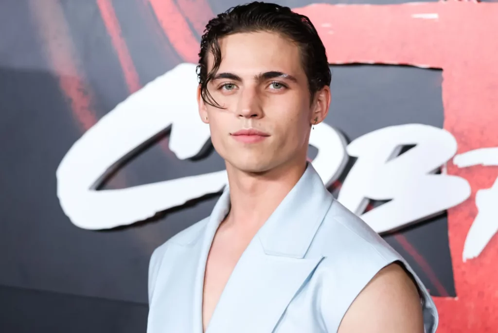 Tanner Buchanan Age, Height, Weight, Career, Net Worth And More - HUNK WHIZ